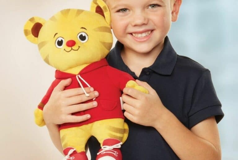 10 Best Daniel Tiger Toys that Your Child Will Love! - Avid Toy Insider
